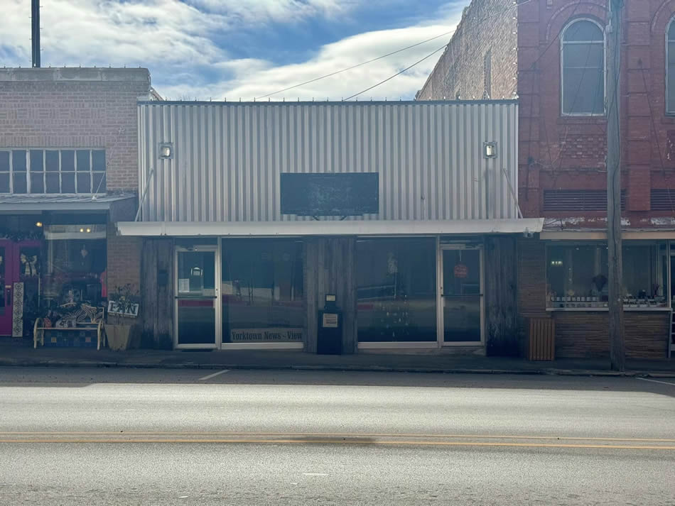 Weischwill Real Estate | 126 E. Main St. Yorktown, TX 78164